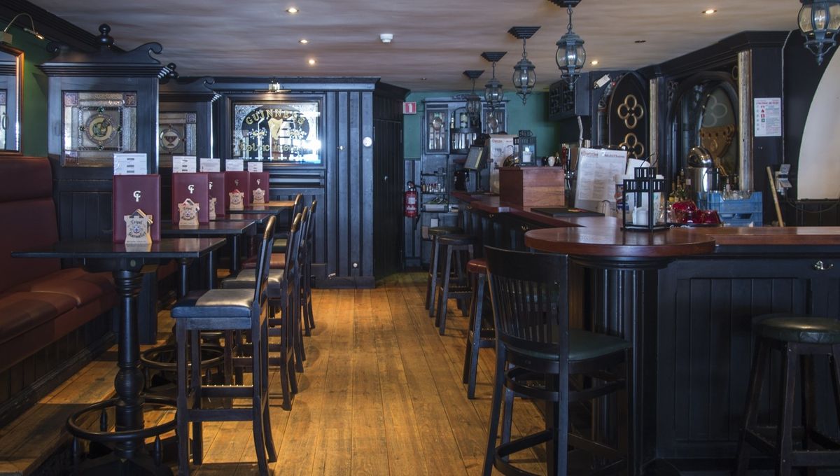 Samedi Chez Vous Aux Fins au Celtic Café