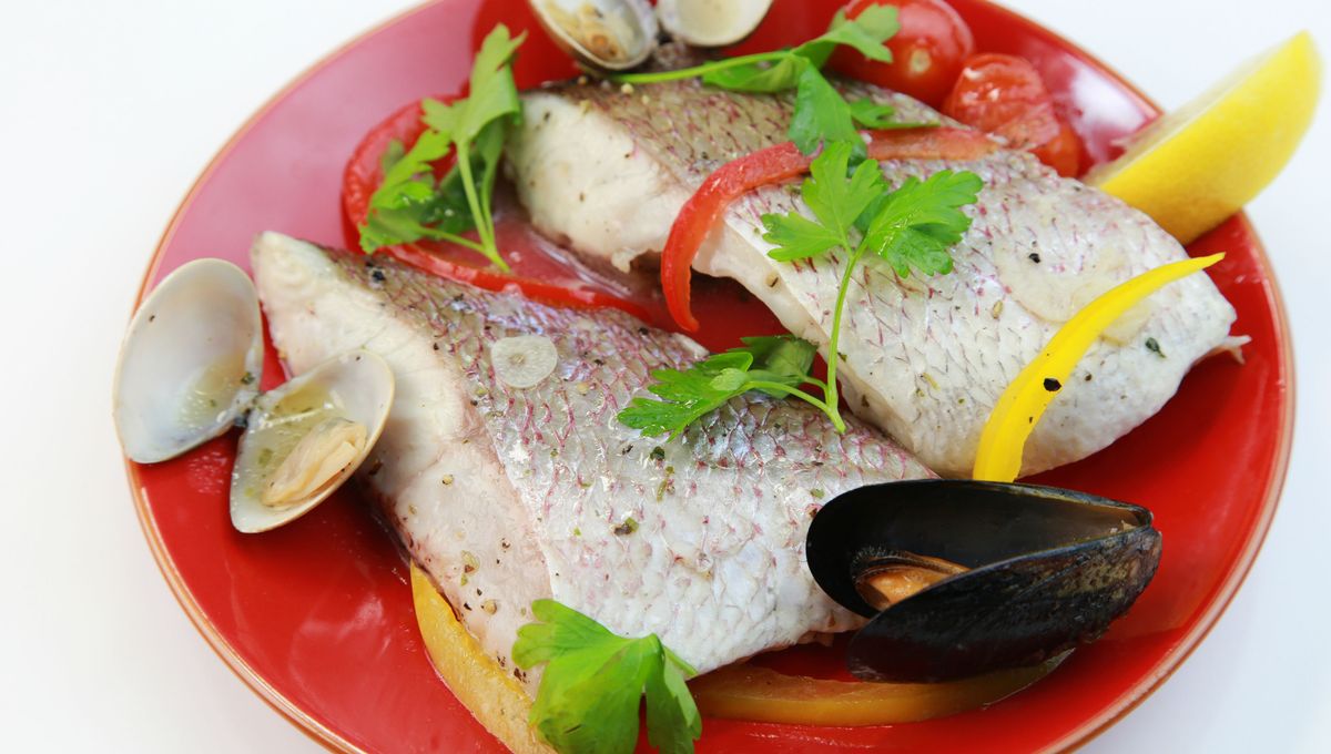 On cuisine ensemble: du poisson/ Il y a des centaines d'espèces, à tous ...