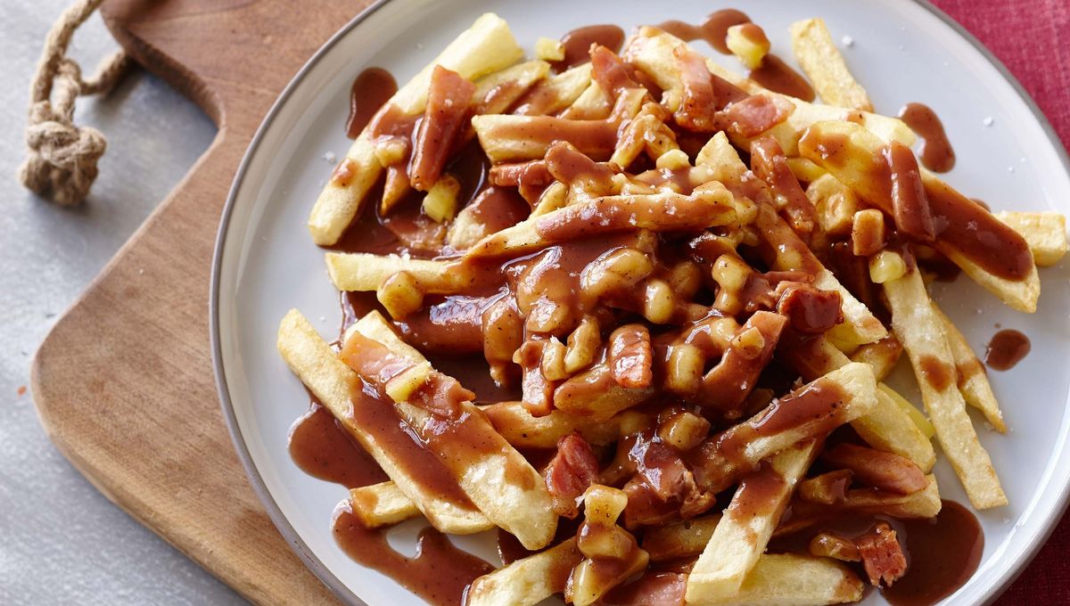 La poutine, le plat québécois qui surprend les Français