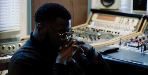 Damso A Envoyé Le Tracklisting Complet Le Feat Et La Cover De