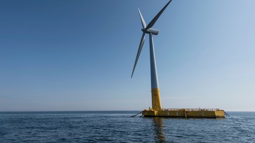 La première éolienne offshore française vient d’être installée au large ...