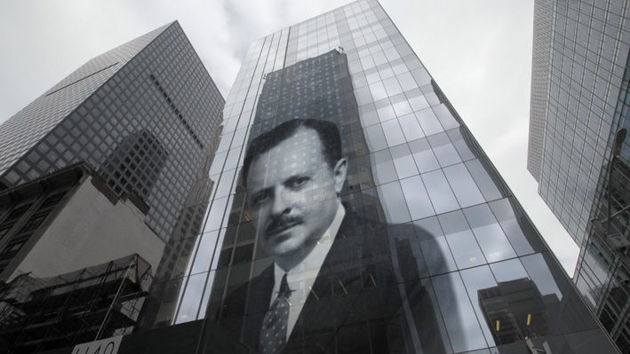 Edward Bernays, le père de la propagande moderne