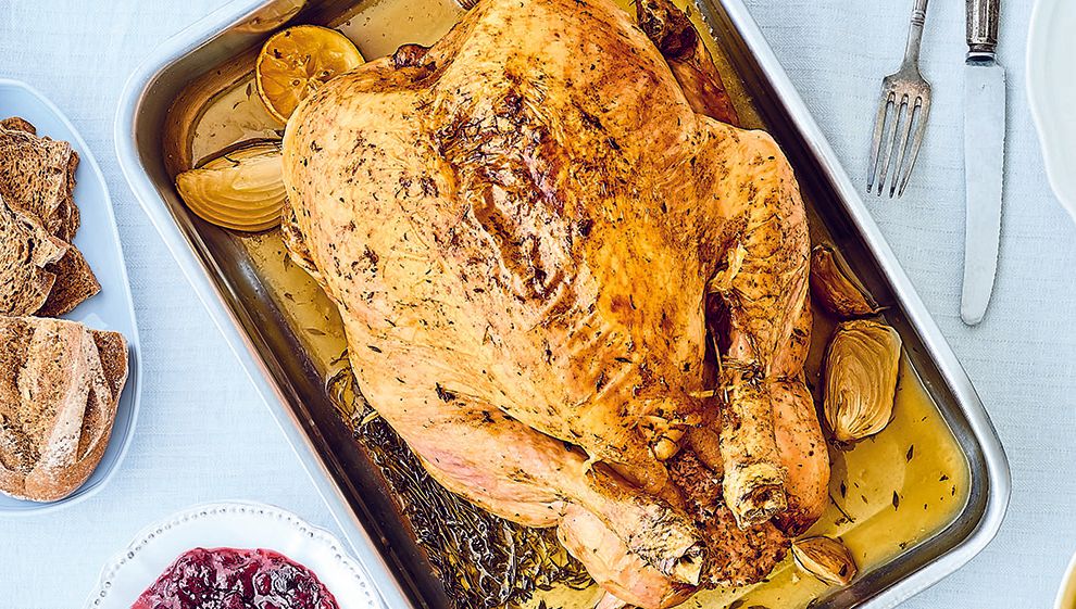 Stuffed Turkey (La célèbre dinde farcie)