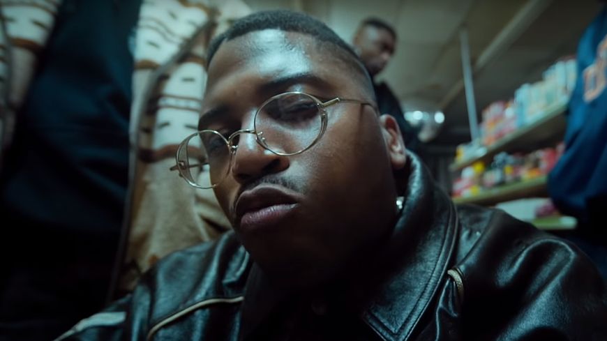 Prince Waly lâche l'incroyable clip de "Doggy Bag"