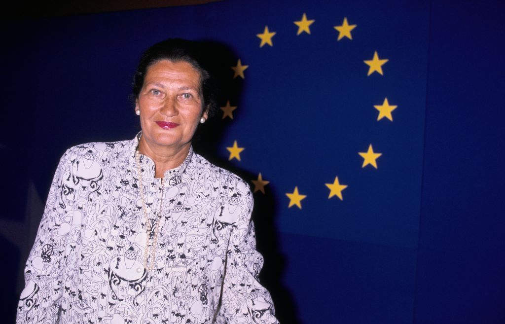 Robert Badinter : "Simone Veil comprit que L'Europe était le salut des ...
