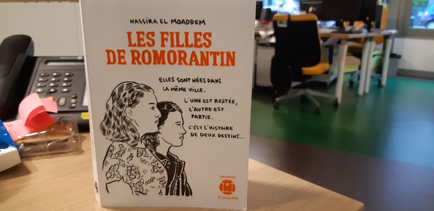 La journaliste Nassira El Moaddem pour son livre " Les Filles de ...