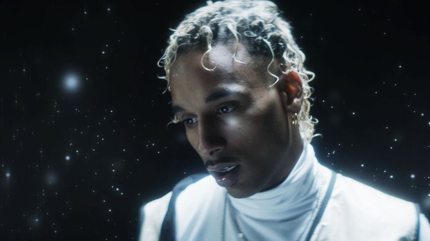 Laylow : portrait d’un ovni à contre courant des codes rap