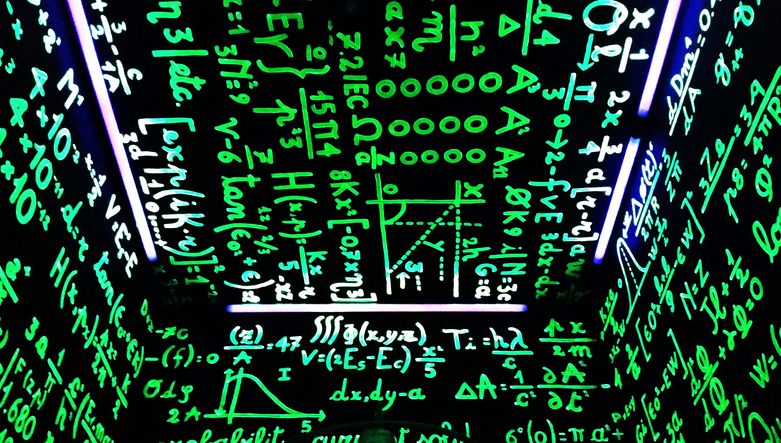 Sciences : les mathématiques, grandes notions et personnalités