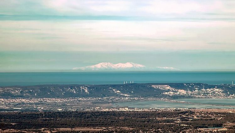 PHOTOS - Le Canigou vu de Provence, à 277 km des P.O. Découvrez les ...