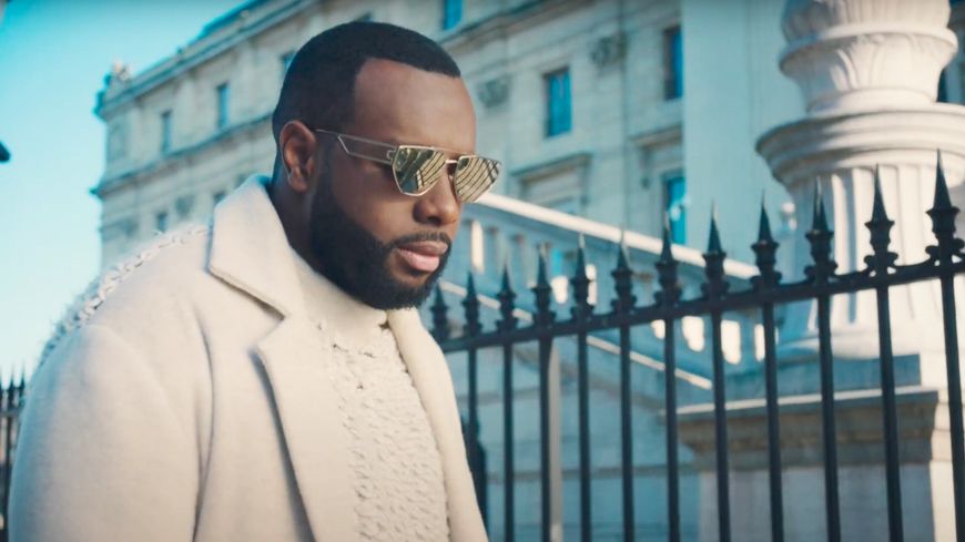 Gims annonce la tracklist, la date de son album et dévoile un nouveau clip