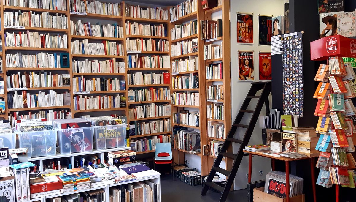La librairie Dalby à Saint-Étienne, solidaire des étudiants