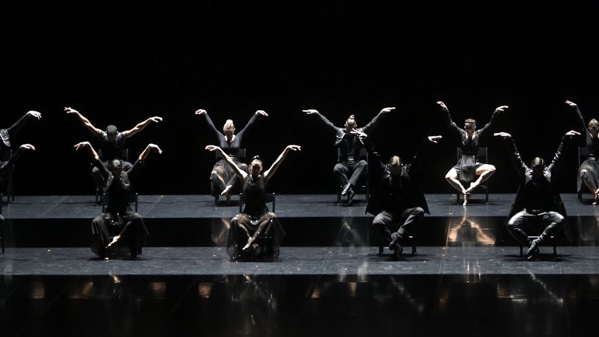 Le lac des cygnes par Angelin Preljocaj au Théâtre National de la danse Chaillot du 10 au 26 ...