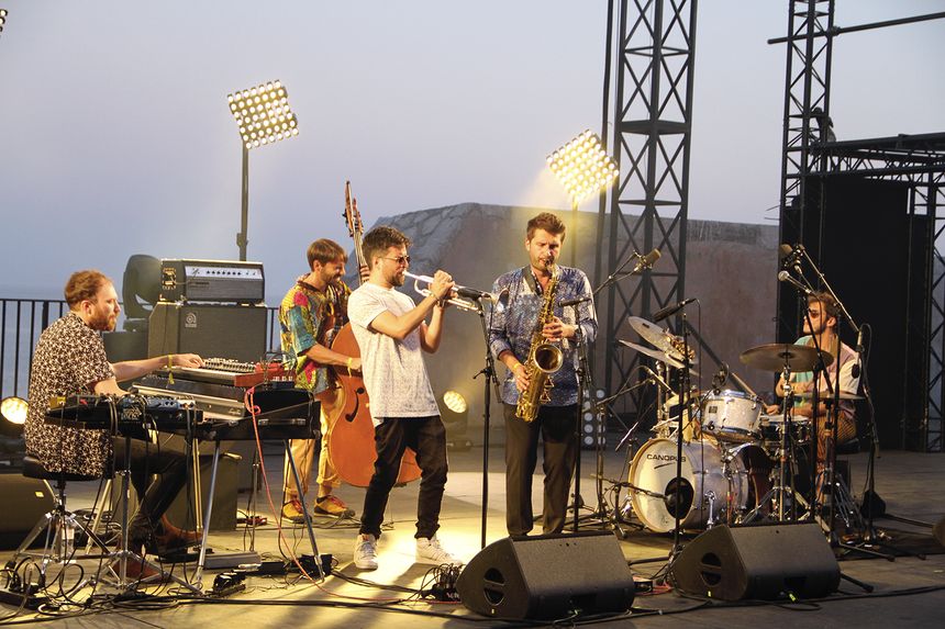 Rencontre avec le saxophoniste Léon Phal au festival Jazz à Sète