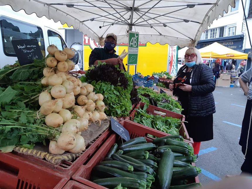 Mon plus beau marché, en direct d' Etaples-sur-mer avec Pépée