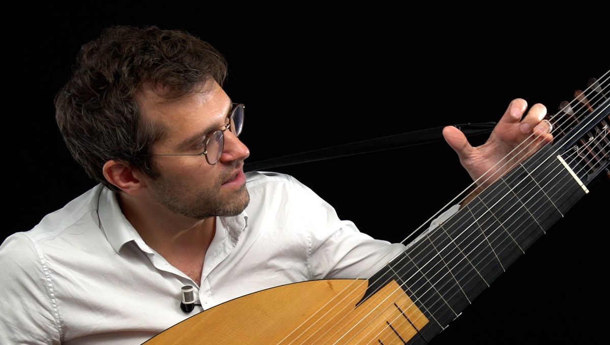 VIDÉO - Le théorbe, comment ça marche ? Par Thibaut Roussel