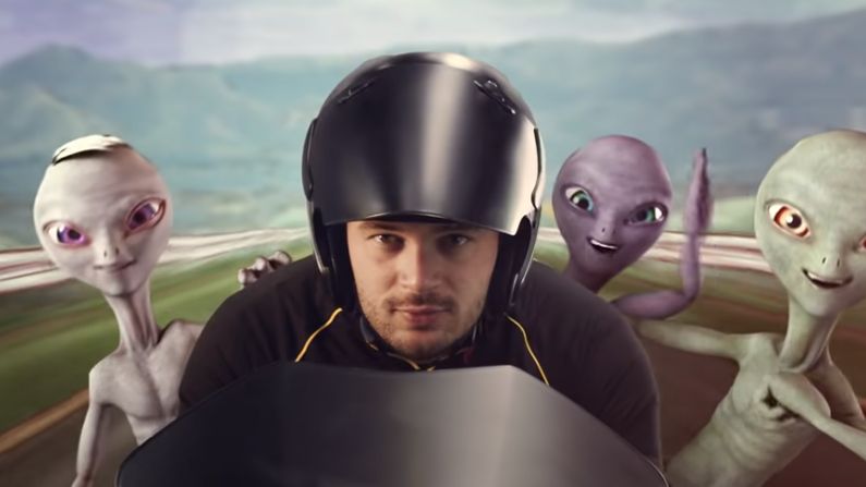 Pourquoi Jul est-il un véritable extra-terrestre